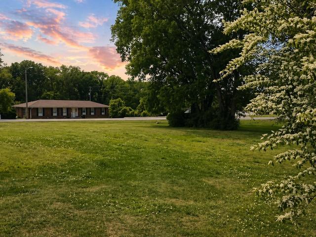 412 Shawnee Dr