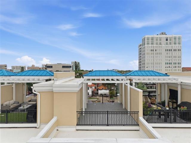 412 Regent Ln, St. Petersburg, FL 33701 | MLS #TB8493