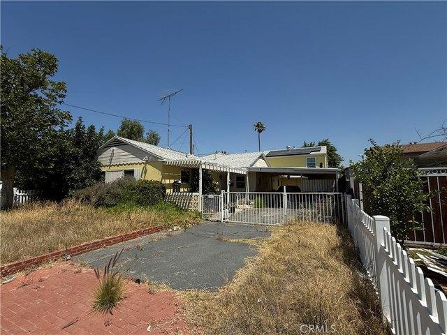 412 W 3rd St, Rialto, CA 92376