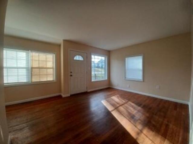 412 W South Street