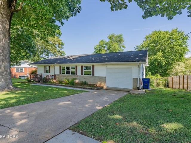 412 Woodland Dr, Clinton, TN 37716