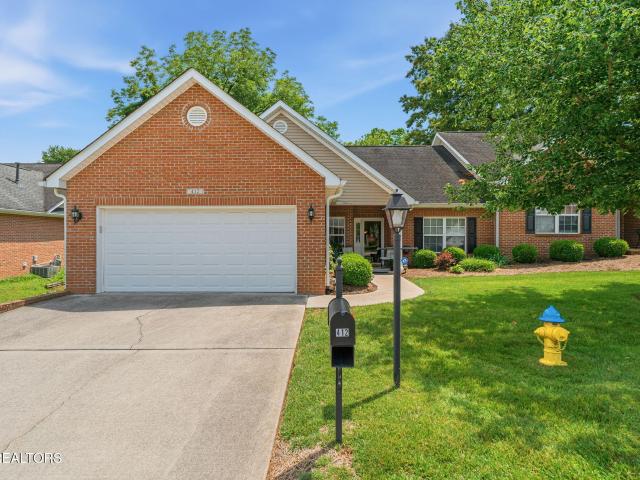 412 Woodlawn Gardens Way