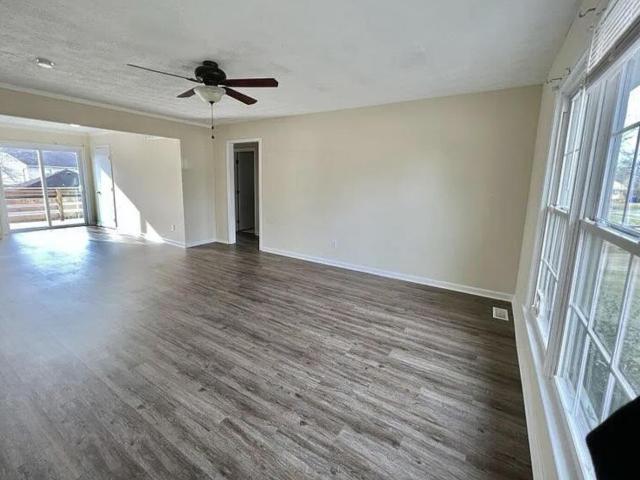 412 Woodview Drive # A&B