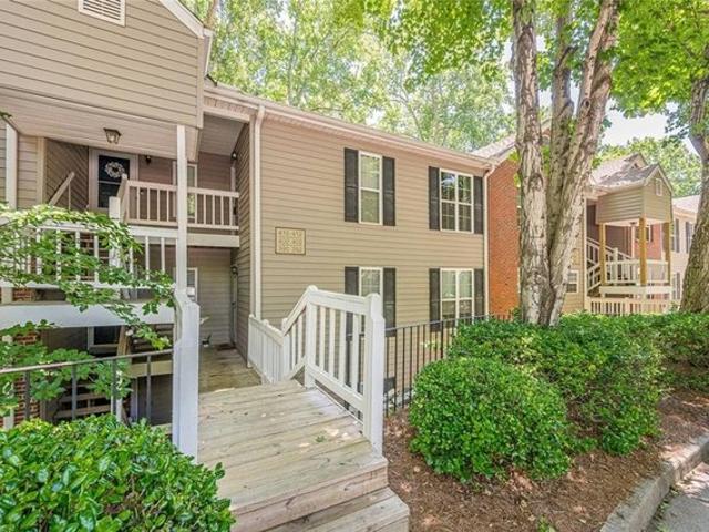 412 Teal Ct, Roswell, GA 30076