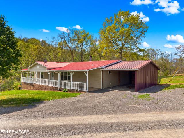 412 Thorn Hill School Rd