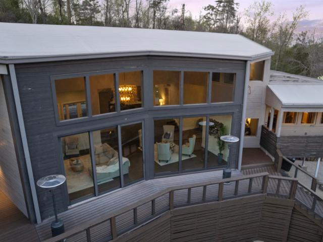 412 Vesclub Place