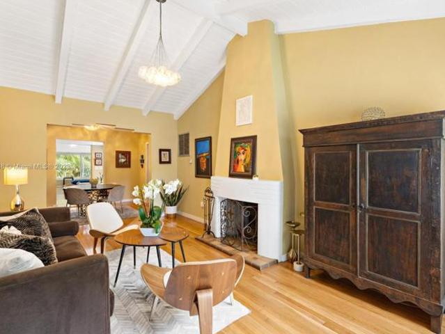412 Zamora Ave, Coral Gables, FL 33134