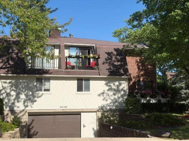 4134 N 104th St, Milwaukee, WI 53222