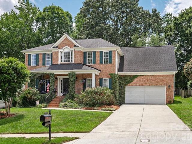 4134 Oakton Ridge Ct, Matthews, NC 28105