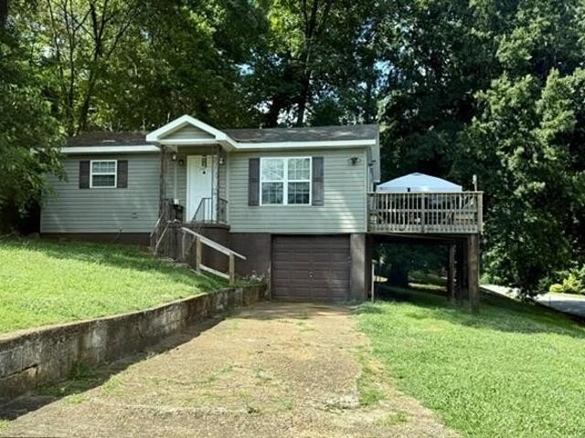 4134 E Ridge Dr, Chattanooga, TN 37412