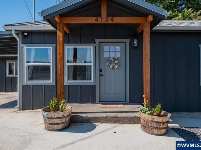 4134 Highway 20, Sweet Home, OR 97386