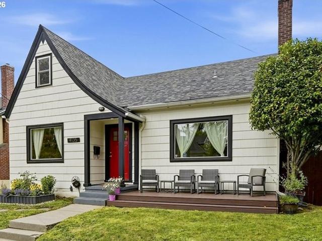 4135 NE Multnomah St, Portland, OR 97232
