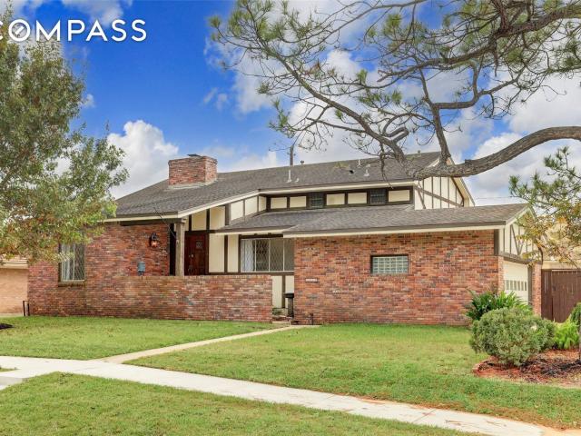 4135 Breakwood Dr, Houston, TX