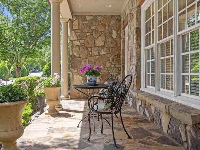 4135 Gardenlake Drive
