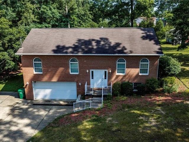 4135 Hopewell Ave, Butler, PA 16001