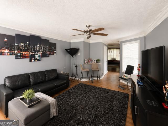 4135 Island View Court
