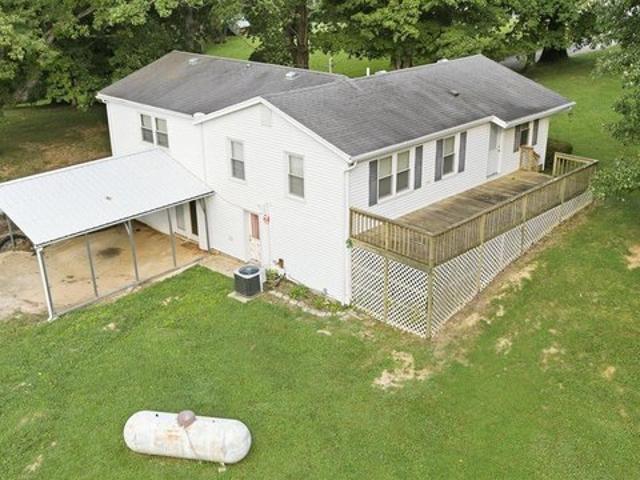 4135 Rabbit Run Rd, Vine Grove, KY 40175