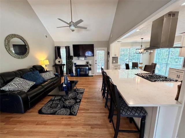 4135 Wildridge Drive
