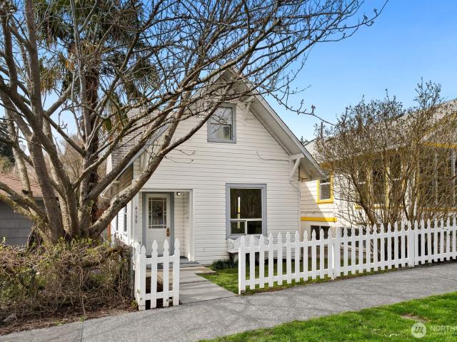 4135 36th Ave SW, Seattle, WA 98126 | MLS #2519 | Compass