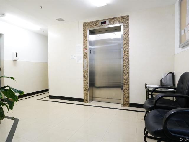 4135 67th Street 6B