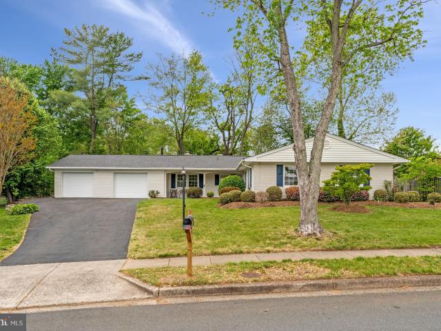 4136 Meadow Hill Ln, Fairfax, VA 22033 | MLS #VAFX2298 | Compass