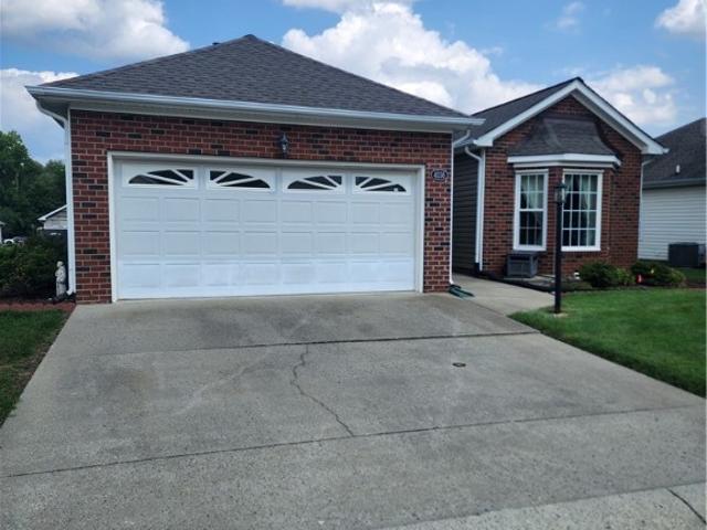 4136 English Holly Circle