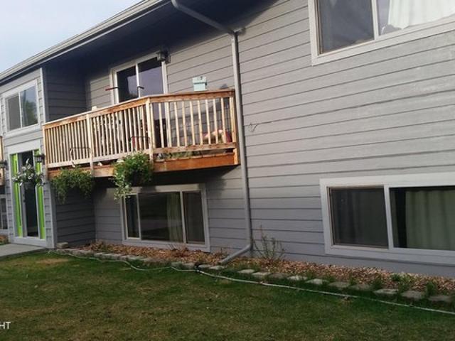 4136 San Roberto Ave, Anchorage, AK 99508