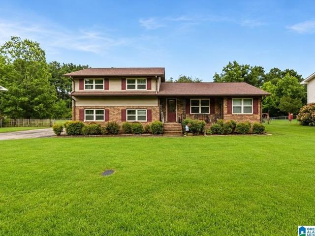 4136 Tudor Ln, Anniston, AL 36207