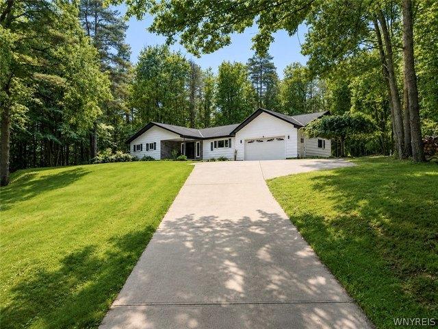 4137 Chapel Hill Rd, Allegany, NY 14706
