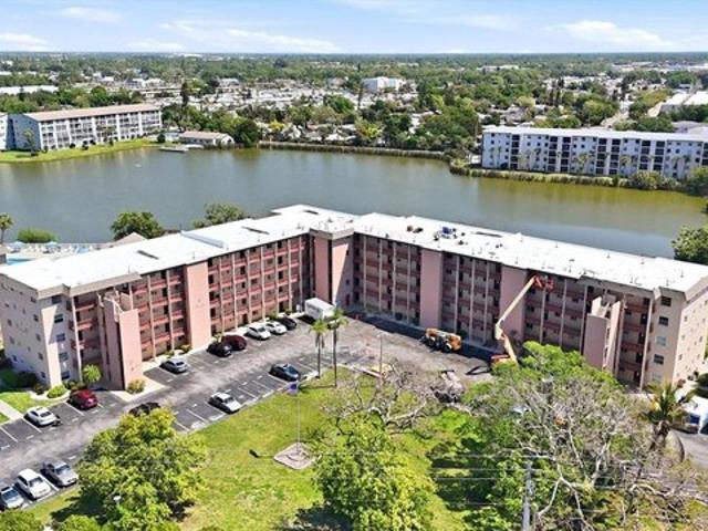 4137 Lake Bayshore Dr Unit C505, Bradenton, FL 34205