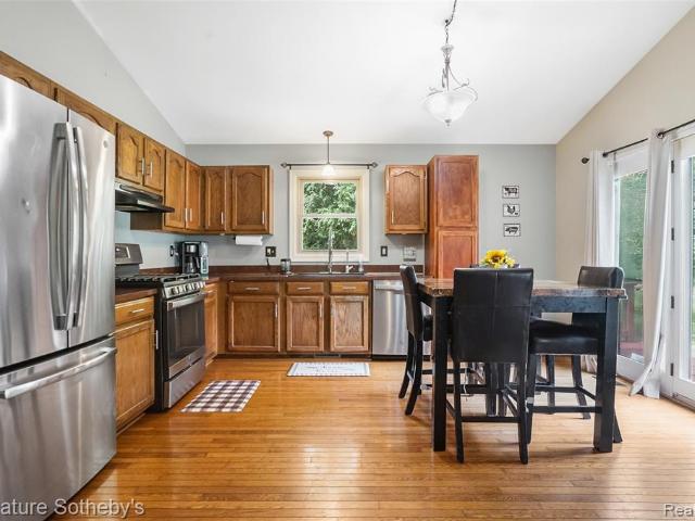 4137 W Allen Road