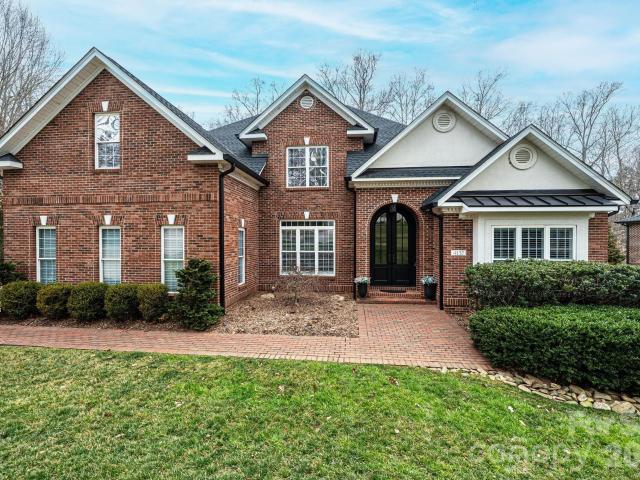 4137 2nd St NW, Hickory, NC 28601 | MLS #4354 | Compass