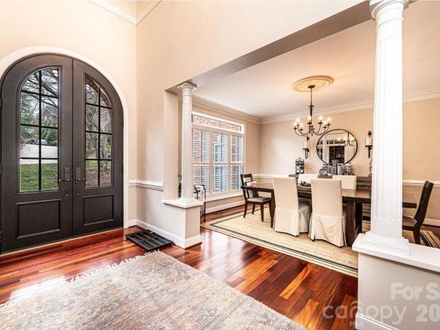 4137 2nd Street Nw, Hickory, US, NC