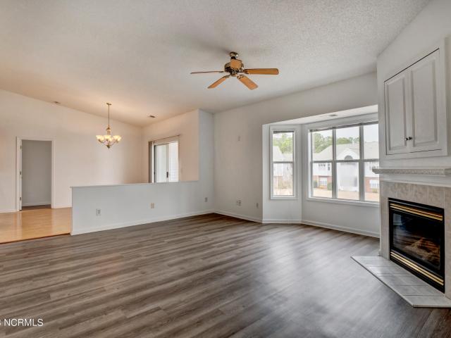 4138 Breezewood Dr, Unit 202, Wilmington, NC 28412 | MLS #100564 | Compass