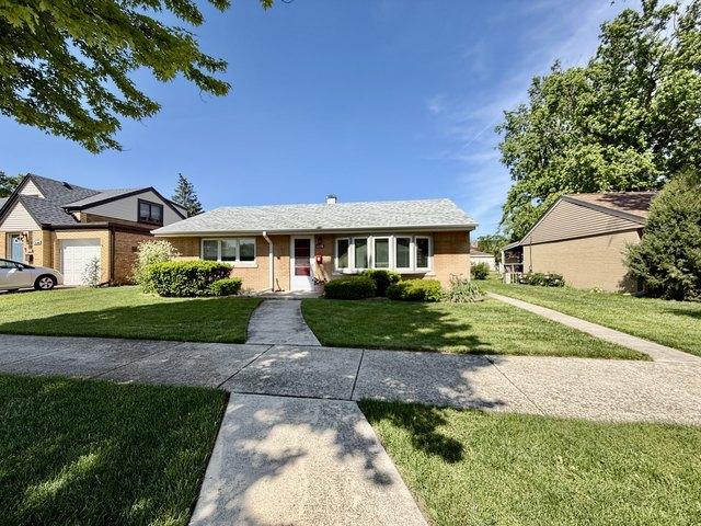4138 Custer Ave, Brookfield, IL 60513