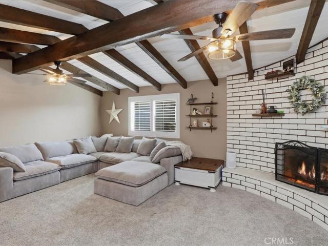 4138 Cedar