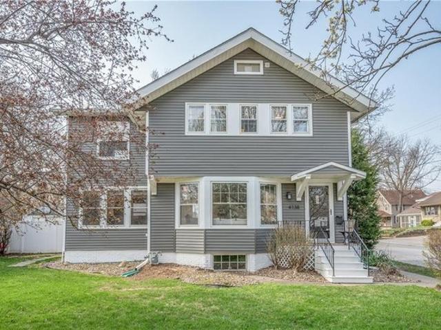 4138 Kingman Blvd, Des Moines, IA 50311