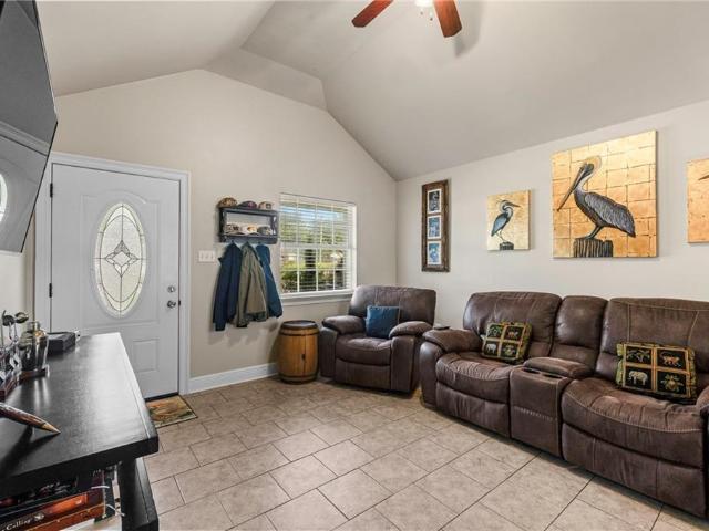 4138 Walnut Street