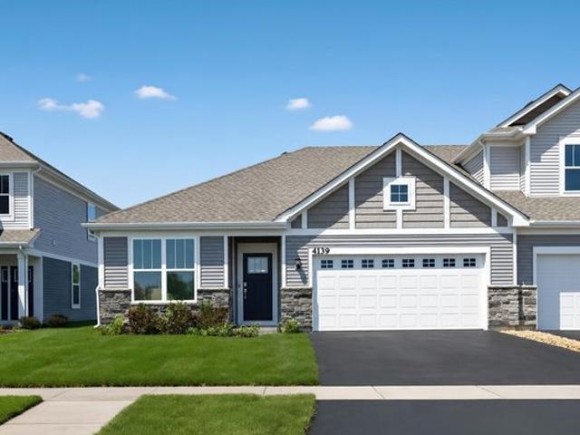 4139 Meadowridge Rd, Woodstock, IL 60098
