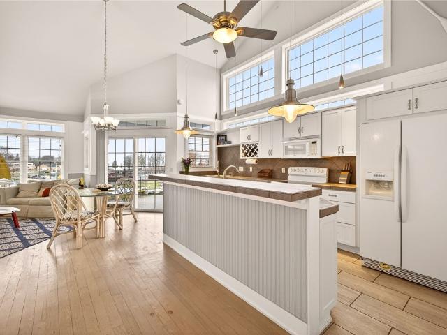 4139 Lake Road