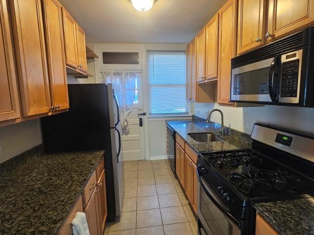 4130 N Kedvale Avenue # 208