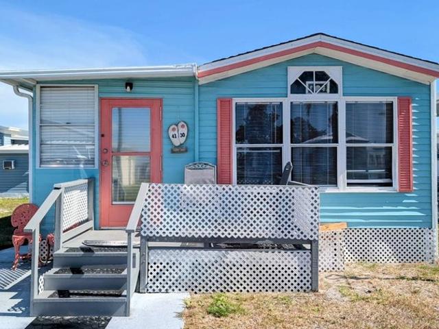 4130 Kahuna Ct, Ruskin, FL 33570