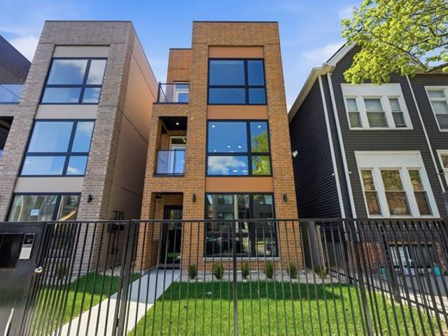 4130 S Calumet Ave, Chicago, IL 60653