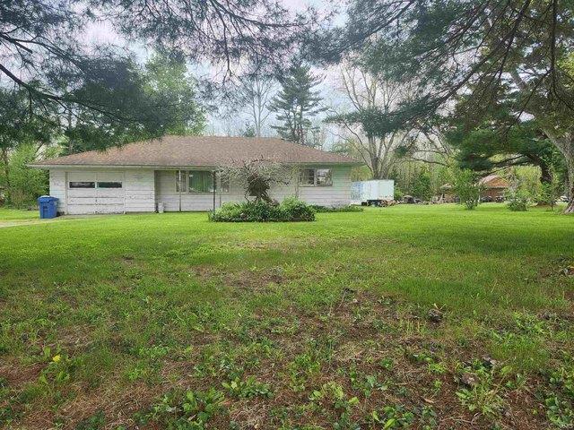 4130 S Whitley Rd, South Whitley, IN 46787