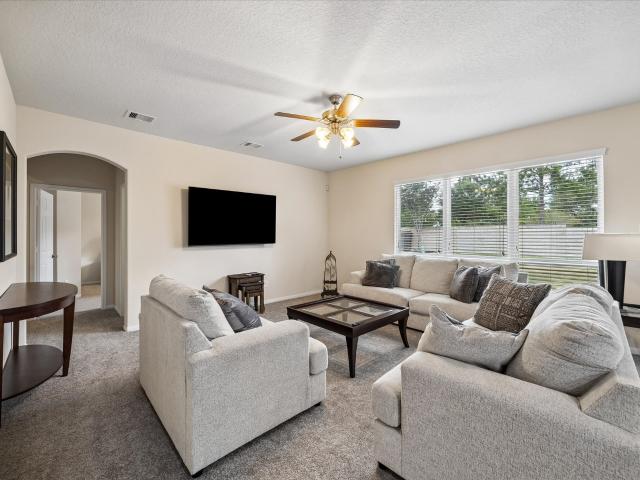 4131 Soaring Elm Street