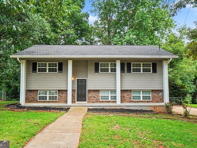 4132 Macduff Dr, Douglasville, GA 30135