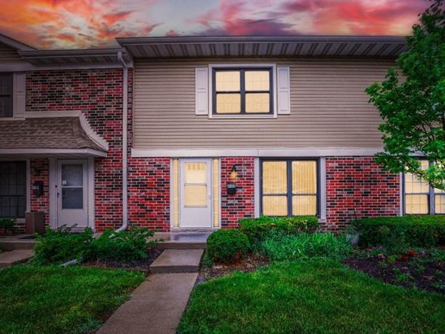 4132 Brentwood Ln, Waukegan, IL 60087