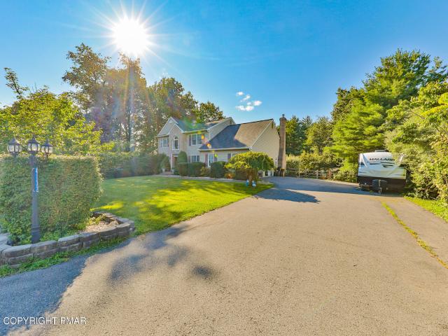 4132 Crest View Drive