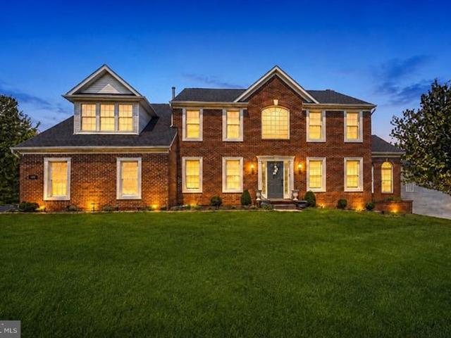 4132 Larson Ln, Mount Airy, MD 21771