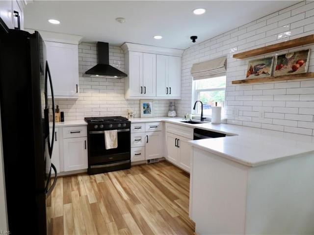 4133 Duncannon LN